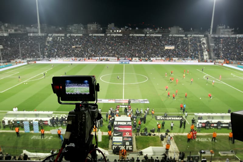 How Soccer Teams Make Money - Movin993